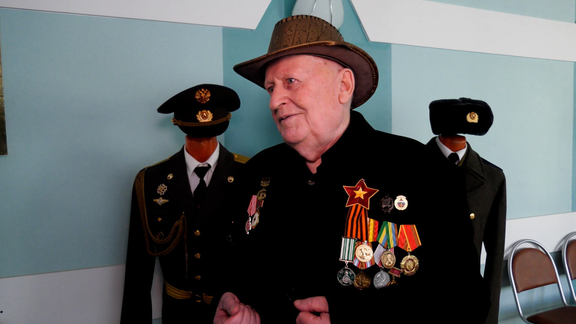 Специальный репортаж. «Далматовский соловей». В гостях у шадринцев Рейнгольд Маркер - певец и врач