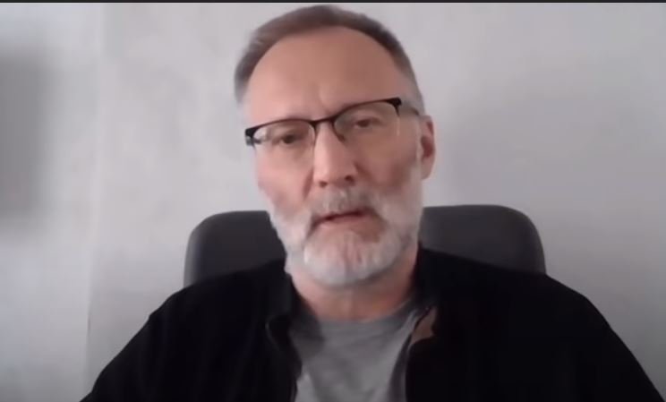 Лукашенко простой, но дерзкий мужик. Оппозиционерам придётся пересесть на электро-самокаты.mp4