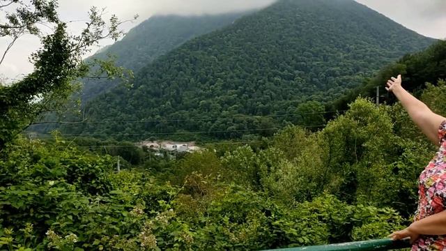 13.06.2023. Мы поехали на автобусную экскурсию на Роза Хутор и Фонтан. Ущёлья Ахсу. Часть 7.