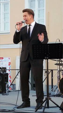 отрывок песни 'Я не умею танцевать'