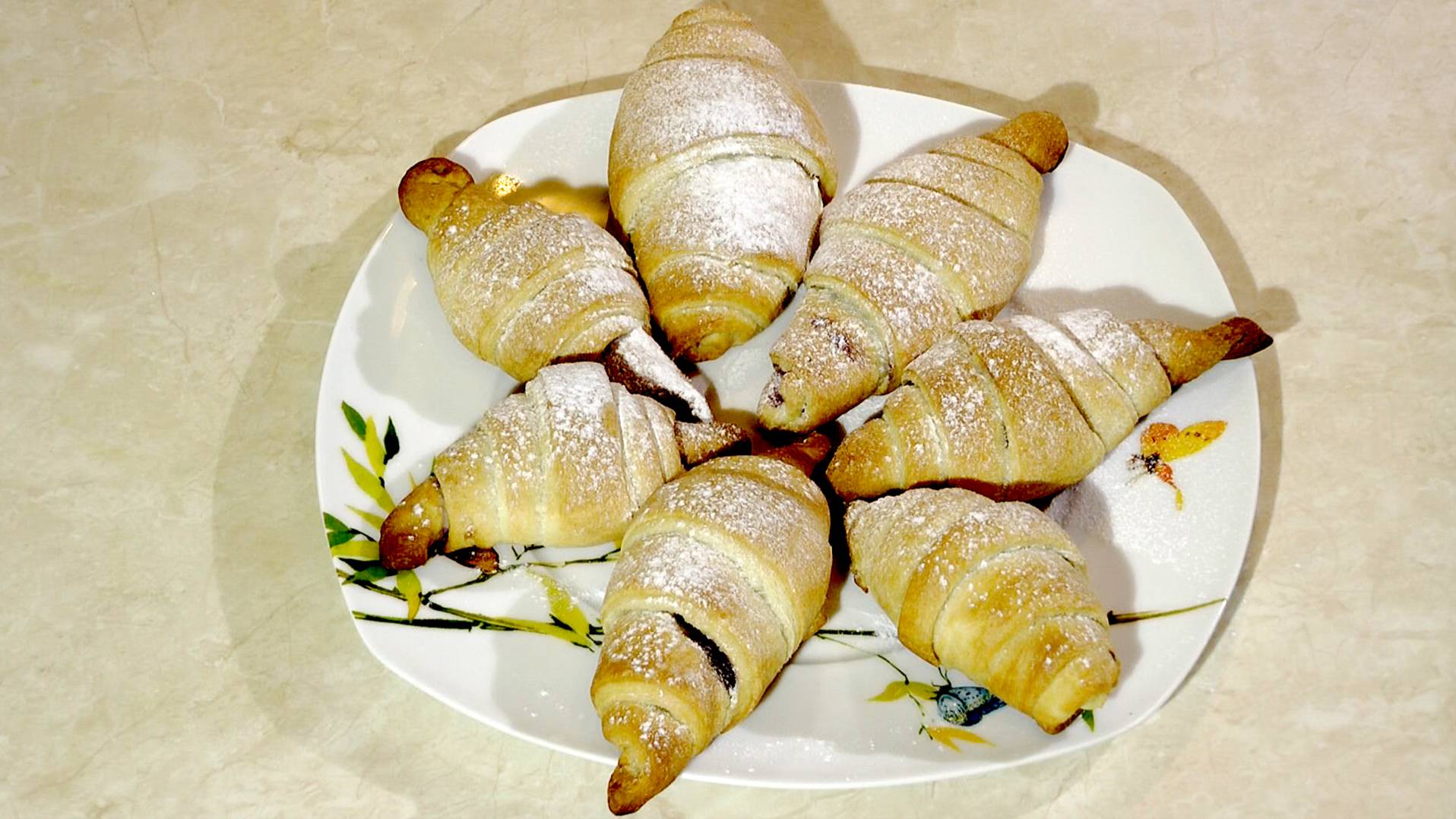 Как быстро испечь вкуснейшие круасаны