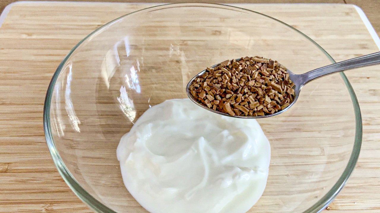 Беру кофе, добавляю его в тесто и готовлю пирог "Студенческий" со времен СССР