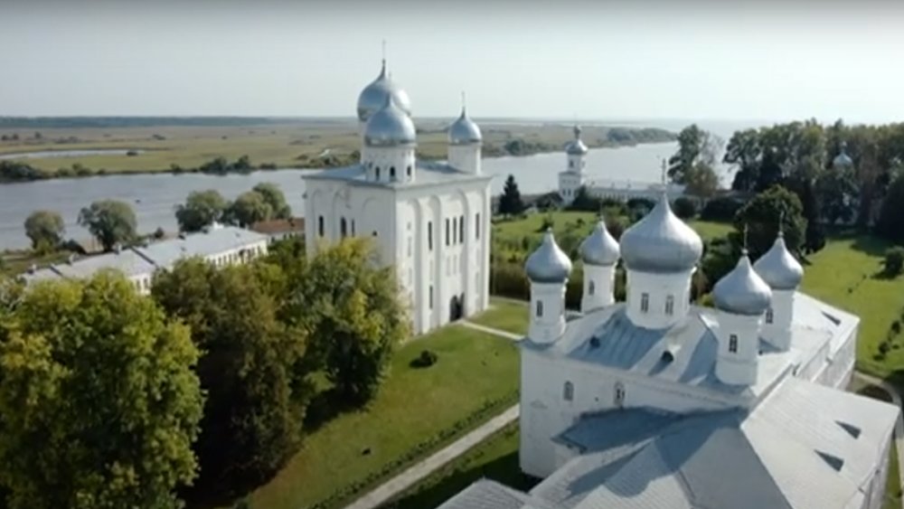 «Софийский крест. Голубь мира»