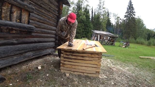 Заехал знакомый рыбак. Достроил будку. 3 серия. _Поход БУДКА ДЛЯ ТУЛАНА_.mp4