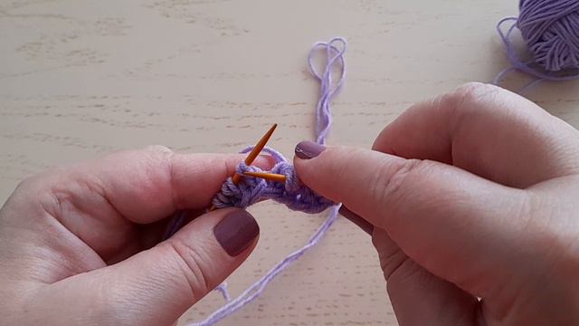 Учимся вязать 2 петли вместе с наклоном влево или вправо