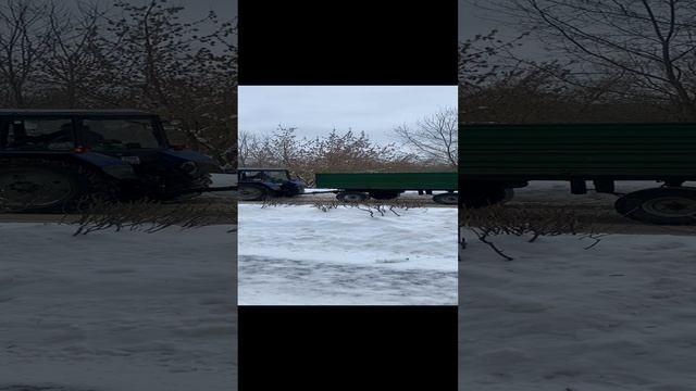 Белорус с телегой.