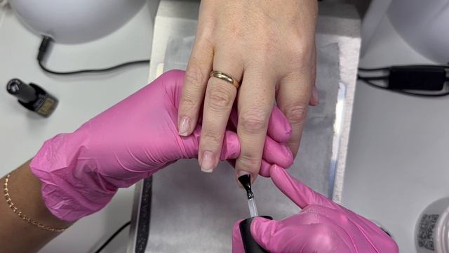 Коррекция ногтей гелем