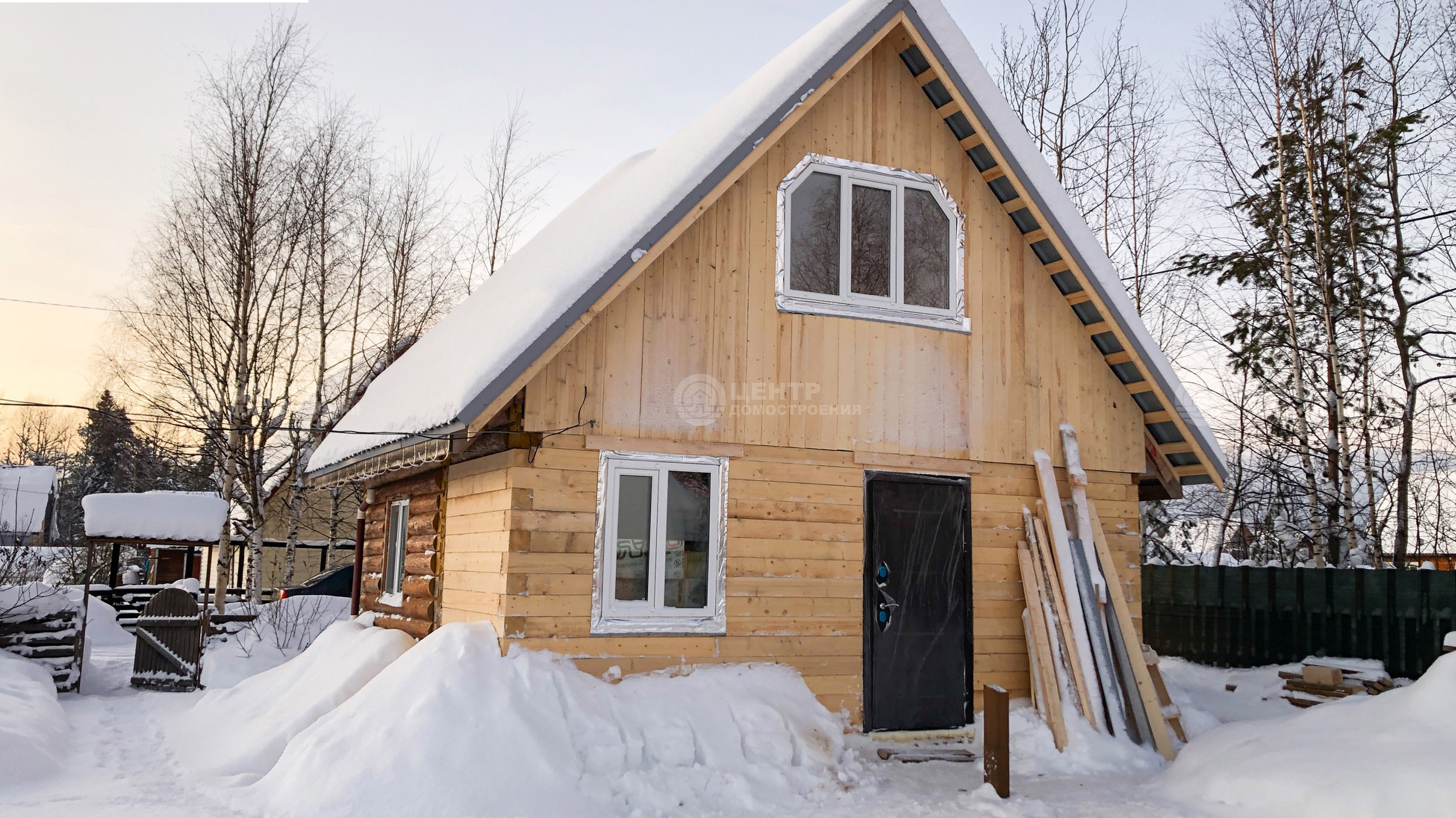 Реконструкция частного дома. Ремонт деревянного дома: утепление, отделка дома от Центра Домостроения