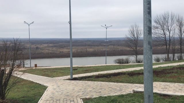 Спускаемся к реке в парке Соколок в городе Бирск