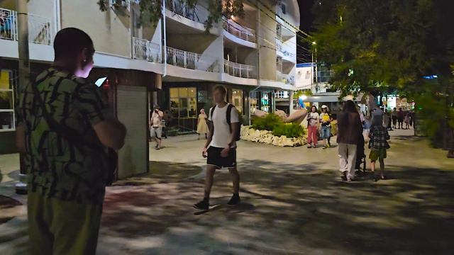 #Анапа 2024 Новый торговый центр у речки Анапка. Прогулка у речки Анапка вечером, Фатини, Набережная