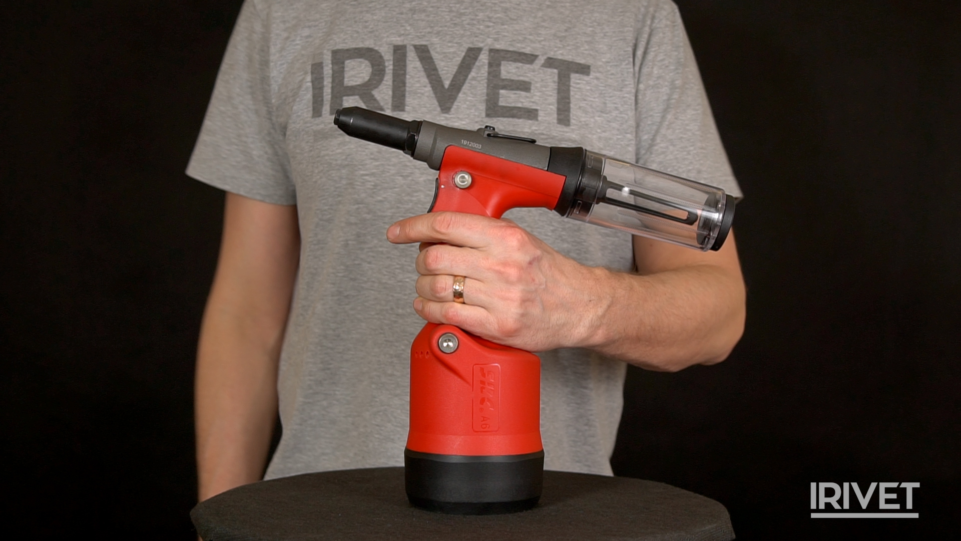 SRC A6 - пневмо-гидравлический заклёпочник для установки вытяжных заклёпок Ø 3.0 - 6.4 mm