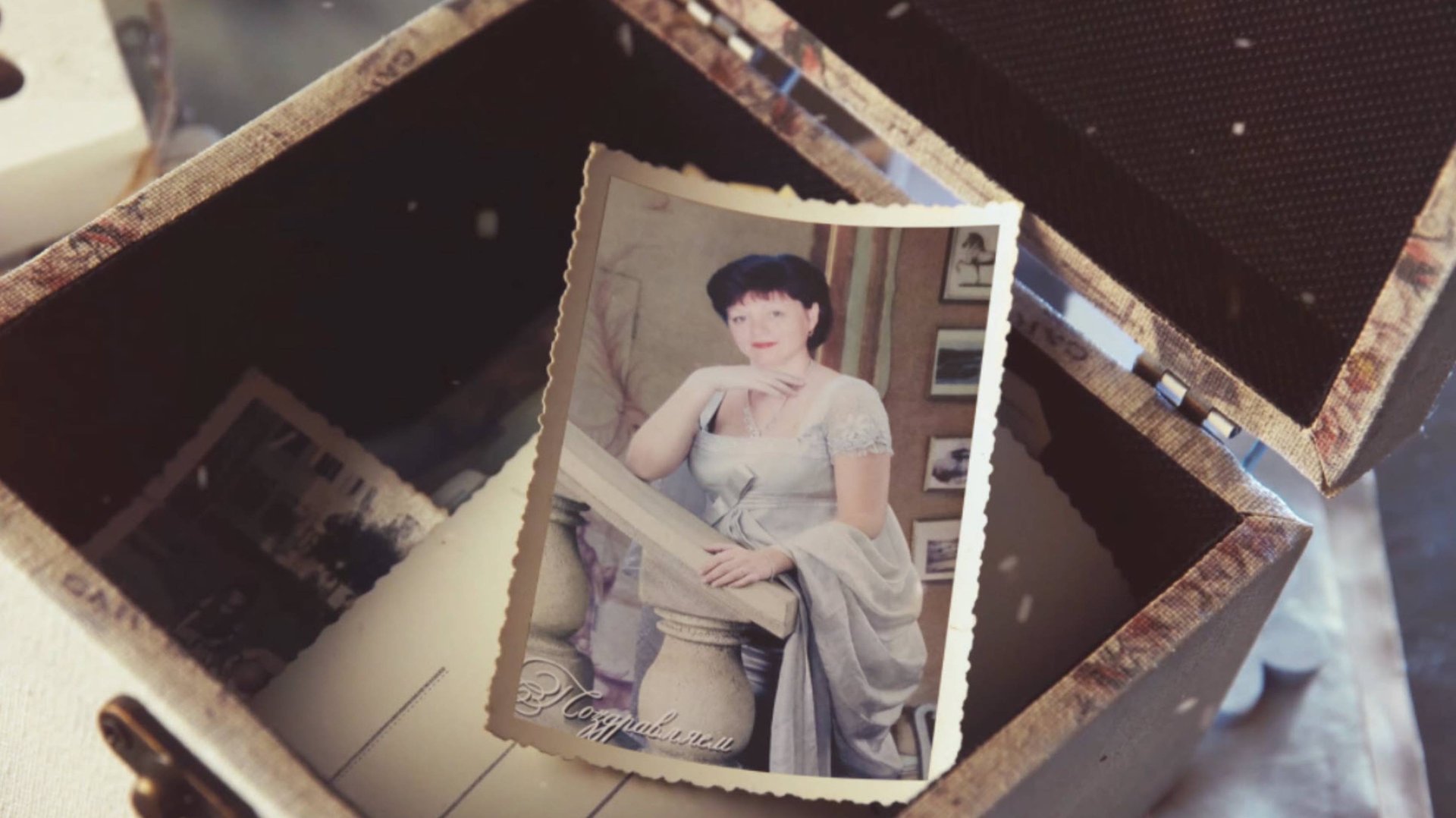 Видео поздравление для мамы с Днём рождения | Трогательный подарок до слёз