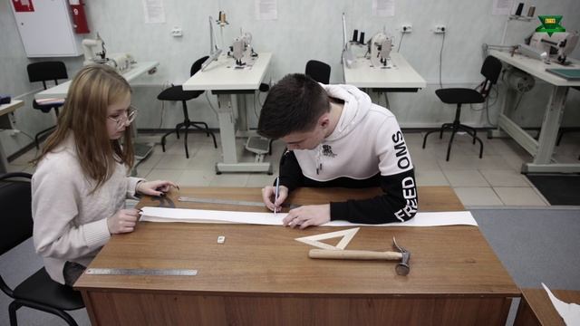 Мастер-класс по изготовлению пояса с отделкой плетением по перфорации