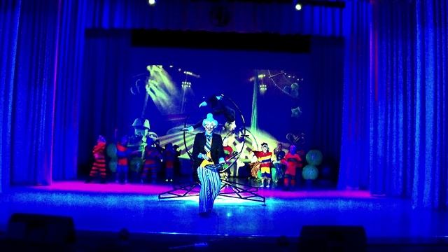 08. Гимнастка в партерном кольце "Шахруд" ВДВШ