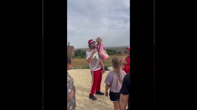 Встреча победительницы соревнований по шашкам в хуторе Малый Мишкин