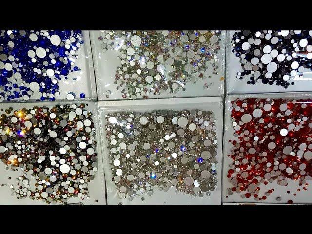 Страз много не бывает...