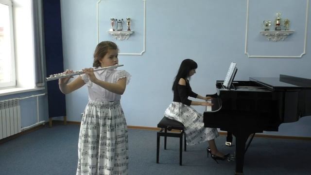 "Синьор Помидор" из м/ф "Чипполино"