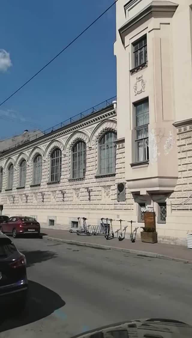 Жилой дом. Манеж и конюшни Половцовых (левая часть) -Набережная Крюкова канала ,14