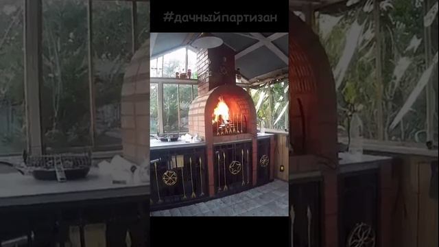 беседка с мангалом на даче