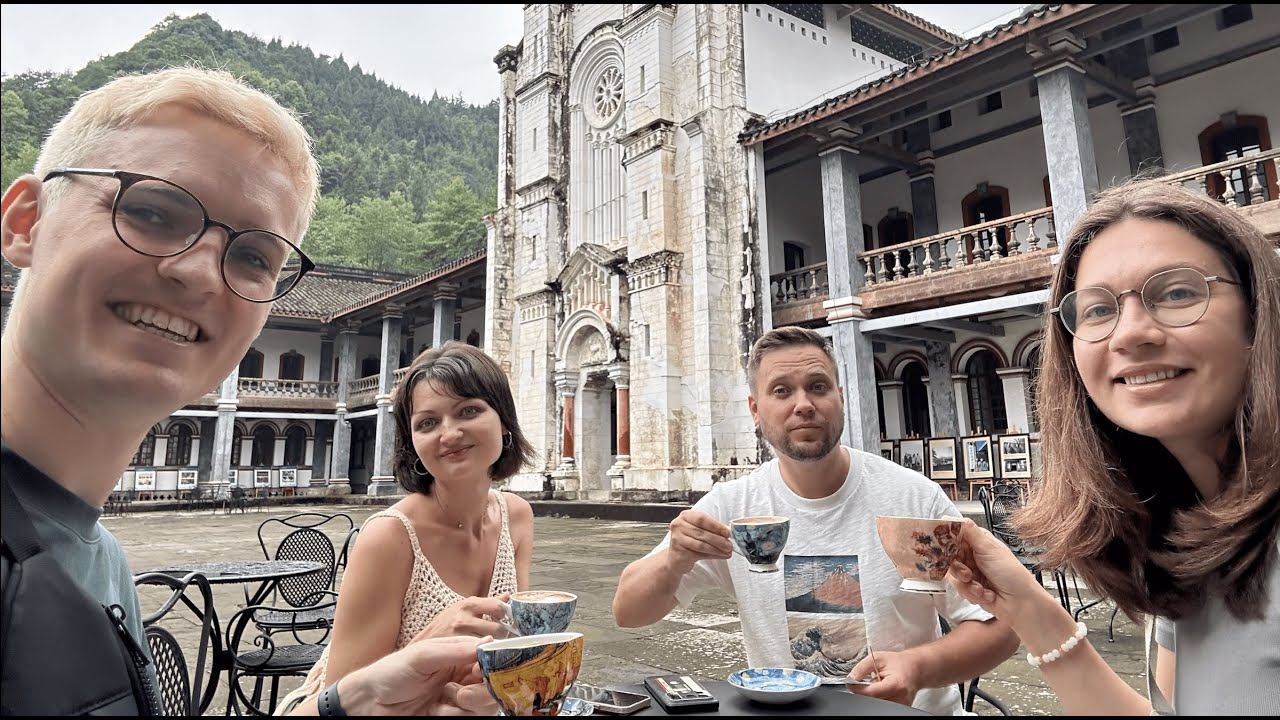 ЧЭНДУ нас удивляет: Французская семинария, агенты КГБ и место крупнейшего землетрясения! Серия 12