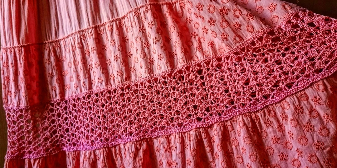 Переделка юбки.Вязание + ткань.