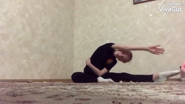 Комплекс упражнений на растяжку в домашних условиях. Екатерина Карча