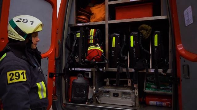 Мы спасаем. Штабной автомобиль службы пожаротушения ГКУ "ПСЦ"