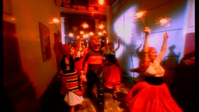 Erasure - Love To Hate You