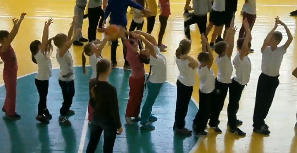 Мои первые детские соревнования по баскетболу!