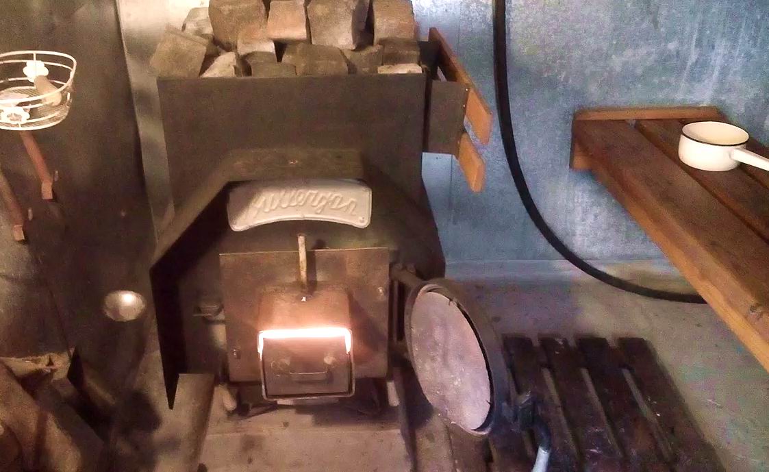 Печь на отработке для бани. Универсальная мобильная горелка. Хорошая идея.