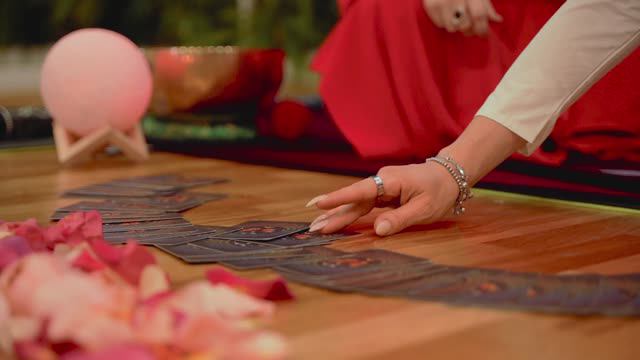 Женский круг, духовные практики