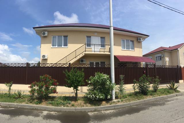 Снять жилье в Адлере в Имеретинской бухте без посредников. Отдых в Имеретинке. «Инна» гостевой дом