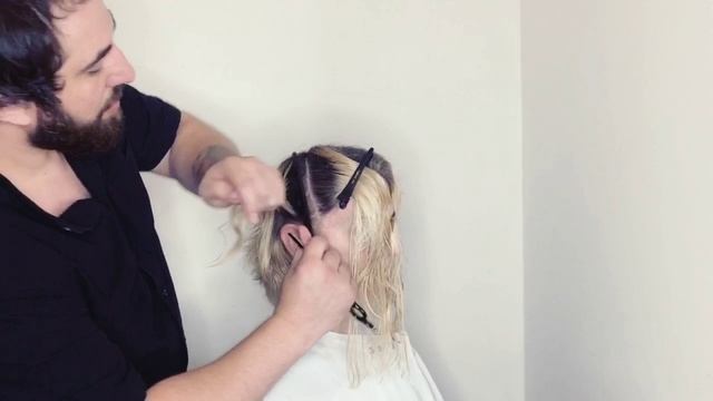 КРУГЛЫЙ БОБ КАРЕ БРИТВОЙ на кудри. КРУГЛЫЕ СЛОИ / ROUND LAYERS. "ОСНОВЫ ПОСТРОЕНИЯ ФОРМ" Урок 4.