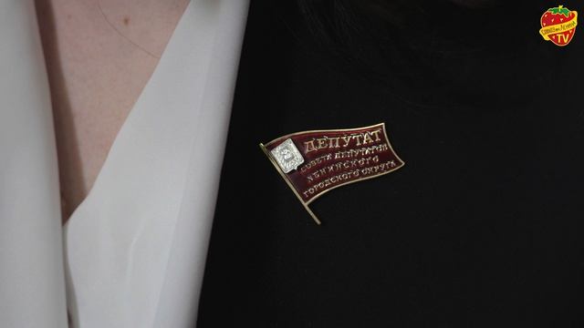 На встрече с жителями посёлка совхоза имени Ленина