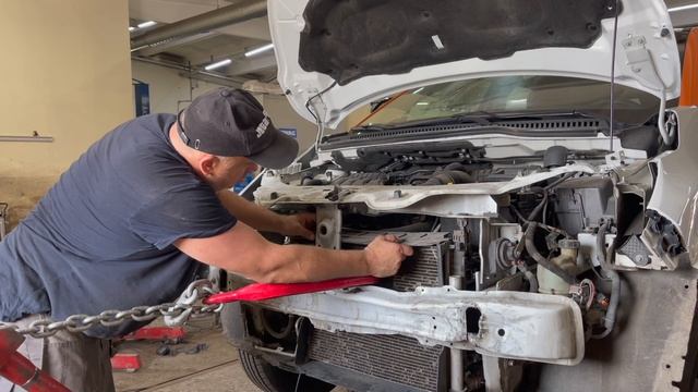 СКРЫТЫЕ ДЕФЕКТЫ.  Renault Kaptur. КУЗОВНОЙ РЕМОНТ КАРШЕРИНГА. СТАПЕЛЬ.Что Под Лаком. Саня Мак.