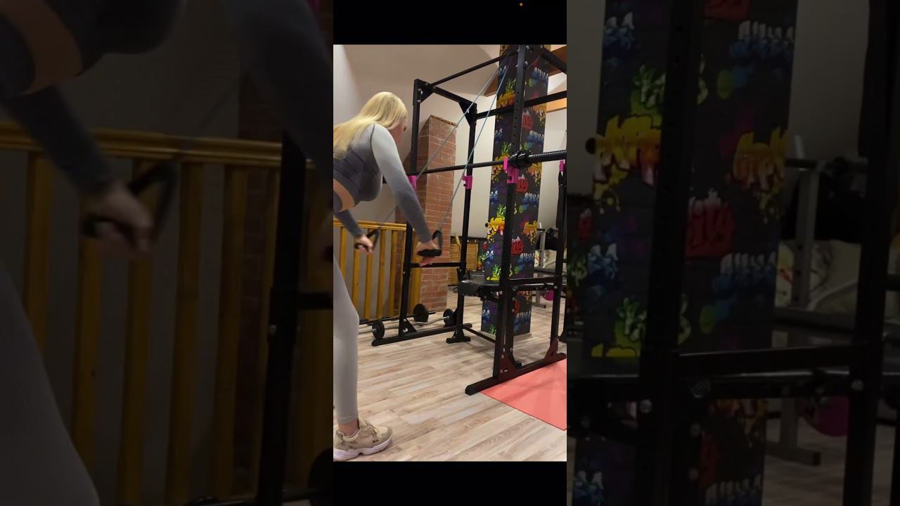 Пуловер с эспандером