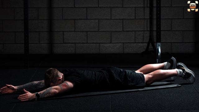 Супермен с паузой наверху