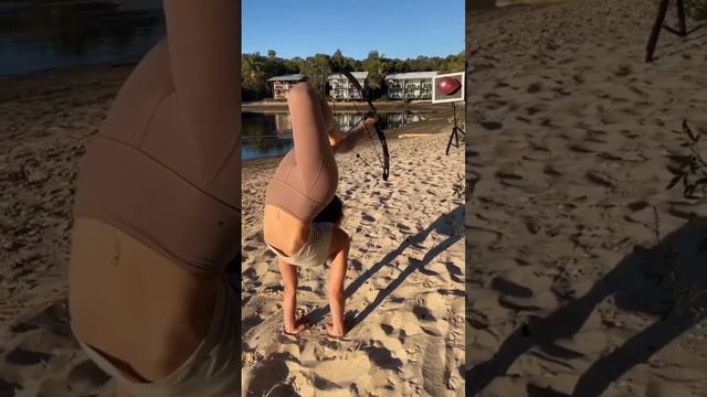 Умеешь стрелять из лука? Попробуй, как я!