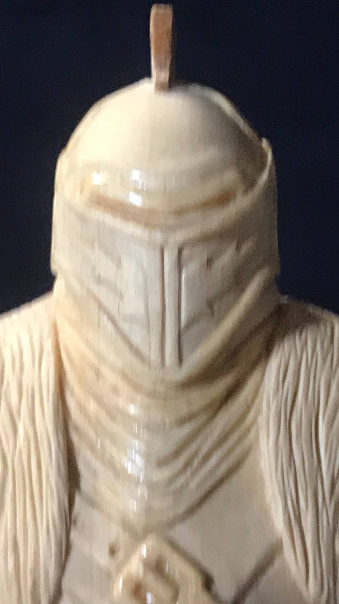 Резьба шахматной фигуры (СЛОН) 3 часть (делаю шахматы из дерева)