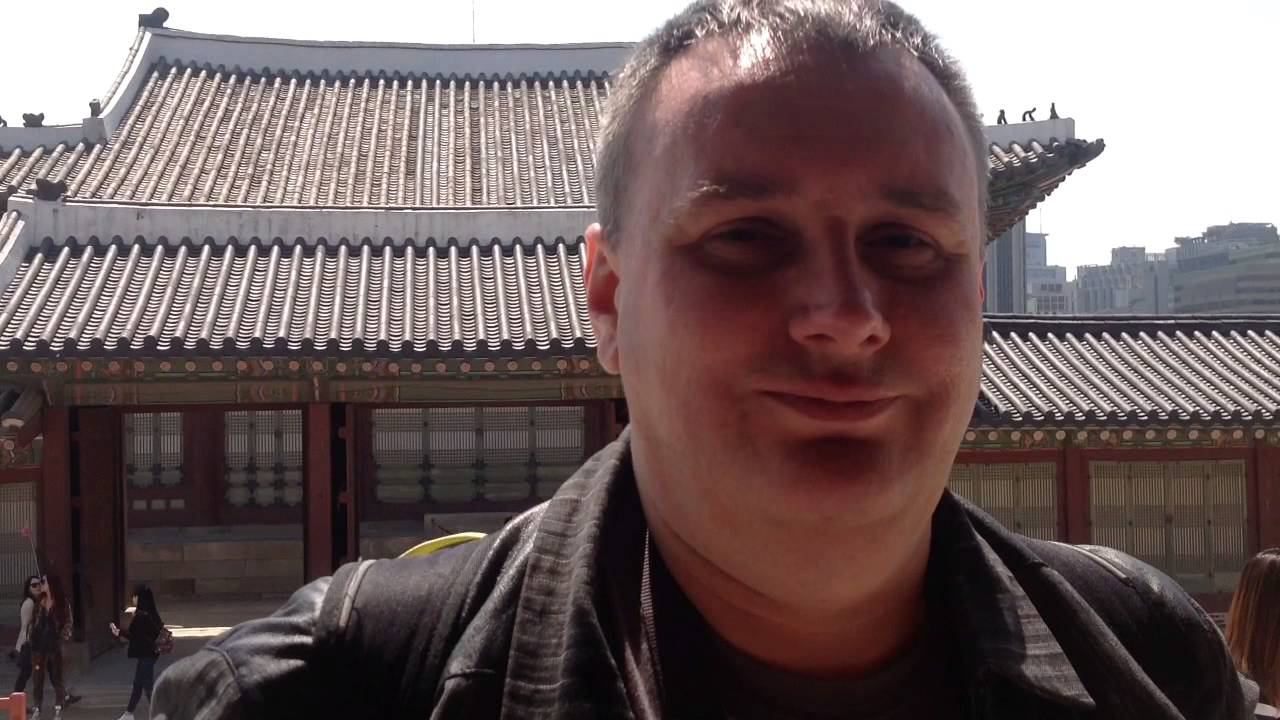 Во дворце Кёнбоккун 11.04.2016