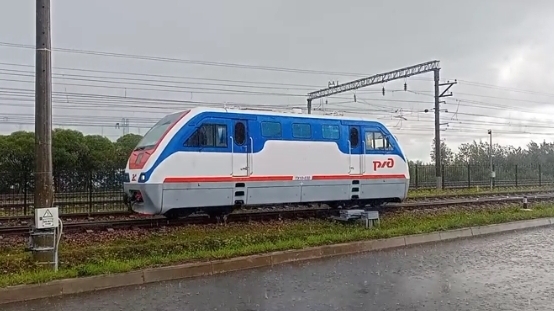 Малая Октябрьская железная дорога, станция Молодежная.mp4