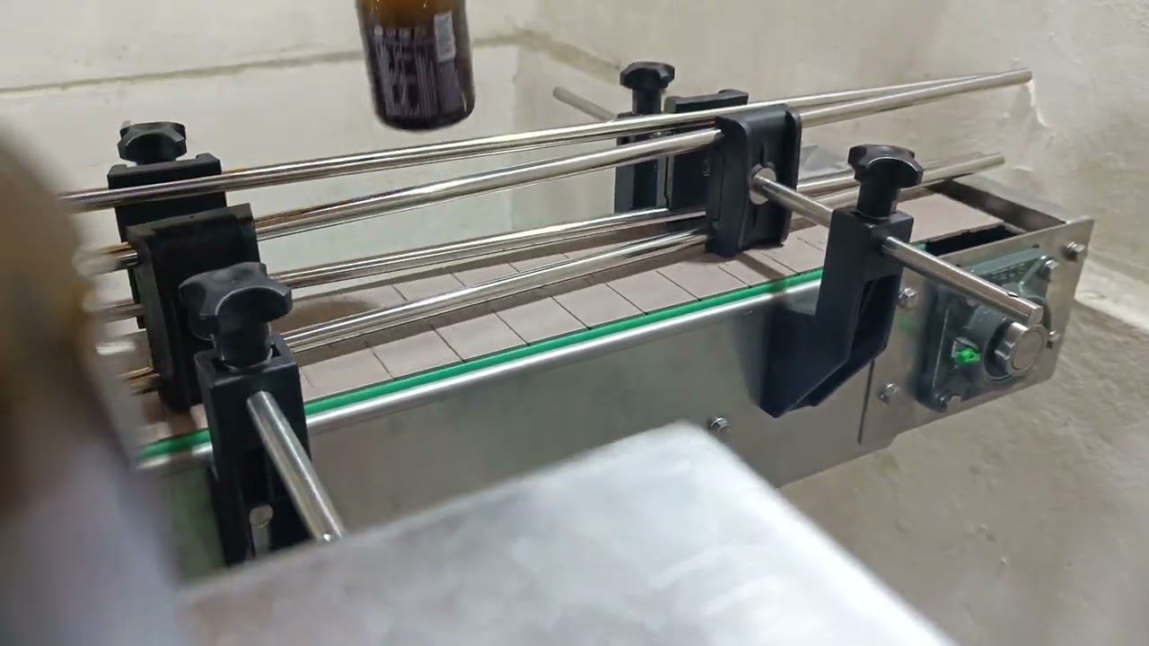 Этикетировочная машина на 1 этикетку -  EtiKon.ru