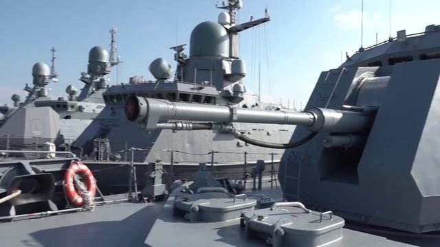 8 октября отмечается День командира надводного, подводного корабля и воздушного судна ВМФ России.