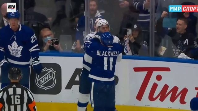 Российский хоккеист Илья Любушкин поучаствовал в массовой драке в игре с «Тампой» смотреть видео