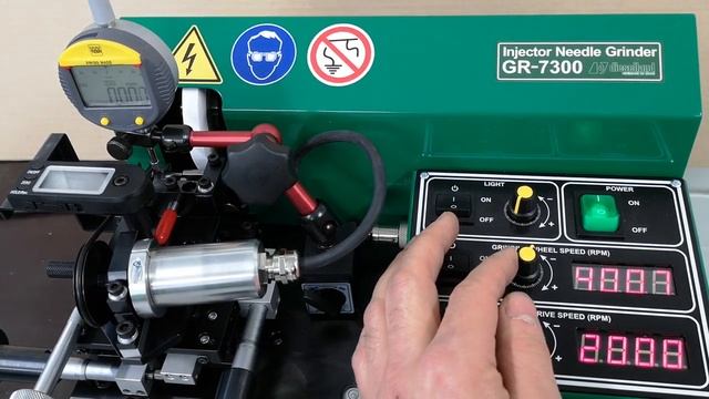 Испытание GR-7300 на вибрацию с электронным индикатором.mp4