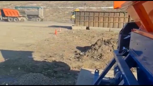 Промышленный шредер ИШМ-220 валы на 1500 мм толщина ножей 9 мм мясорубка для фарша.mp4