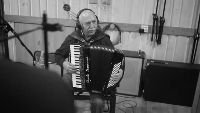 Валерий Сюткин и lightjazz - клип "Дорогие мои москвичи" И.Дунаевский-В.Масс, М.Червинский