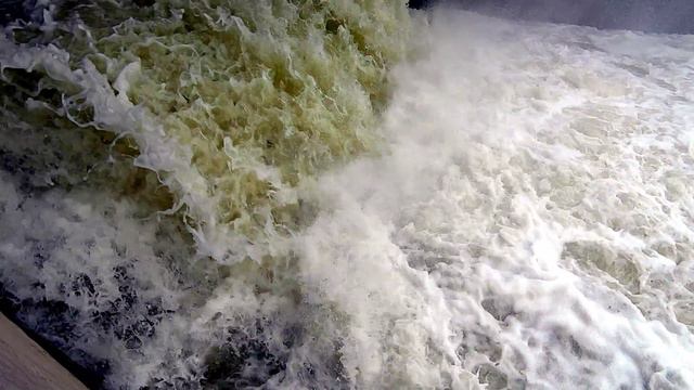 Плотина Городского пруда. Slow motion