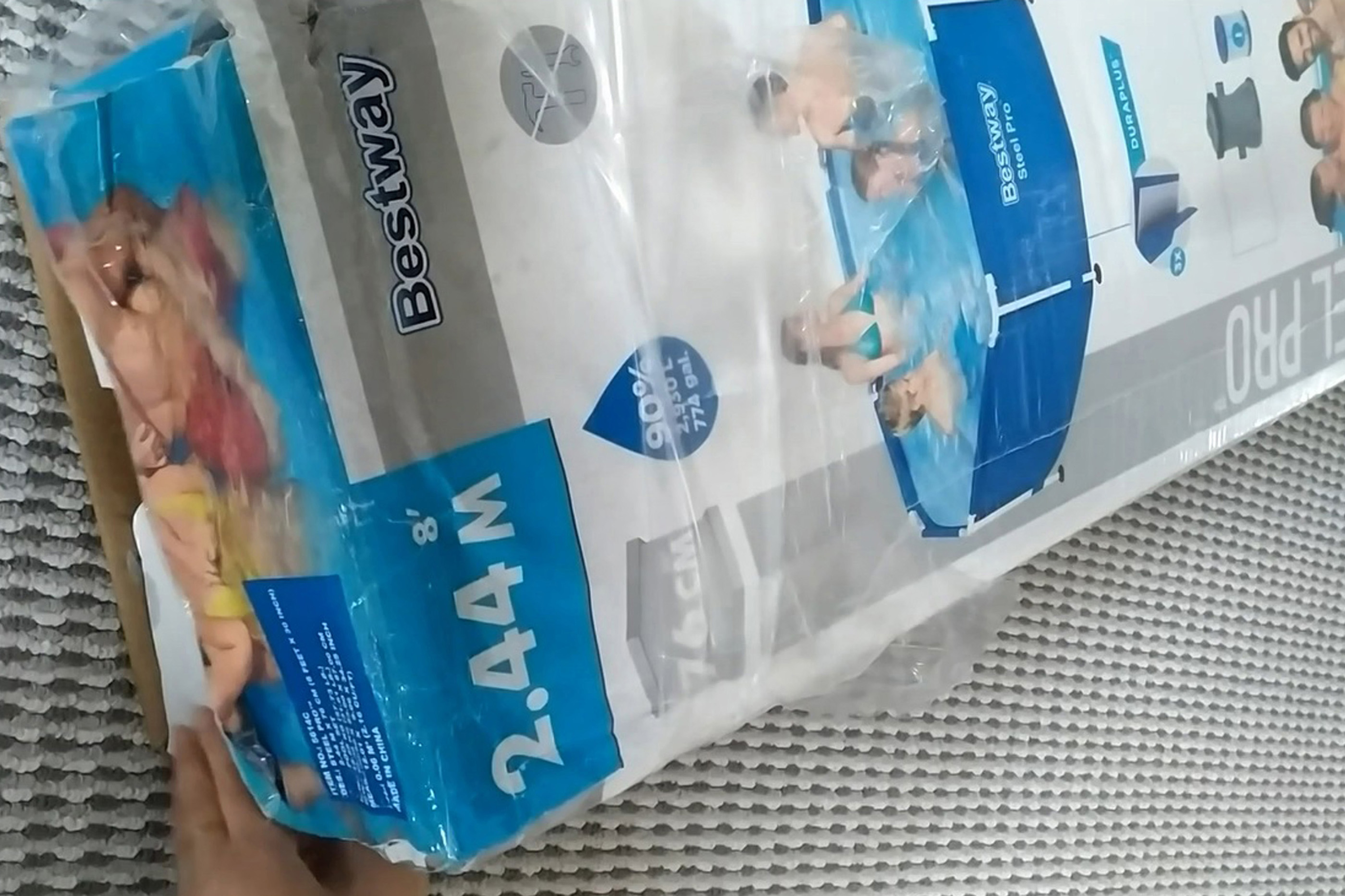 Посмотрите какой бассейн можно заказать на АлиЭкспресс!