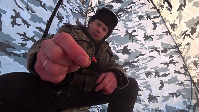 Рыбалка в глухозимье. Наловил кучу рыбы. Самая уловистая мормышка. Как обогреть палатку..mp4